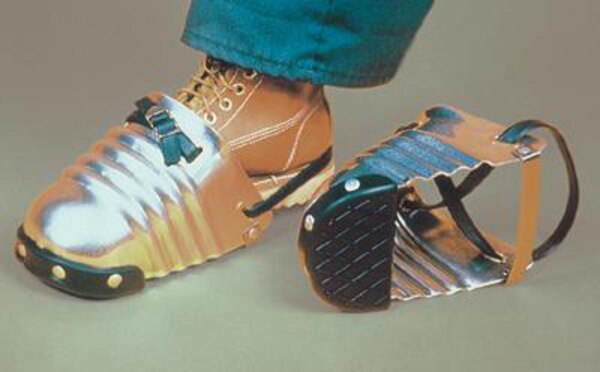 Ellwood Steel Foot Guard with Rubber Strap and Full Rubber Sole ...